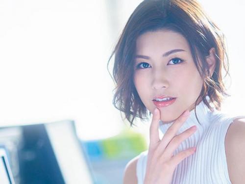 【美乃すずめ】チン〇大好き巨乳美人olが仕事中に同僚社員の2本のチン〇で3pセックス! 性艦隊